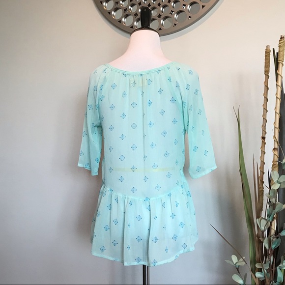 Hollister | Tops | Hollister Sheer Pleated Mint Peplum Hilo Top Xs ...